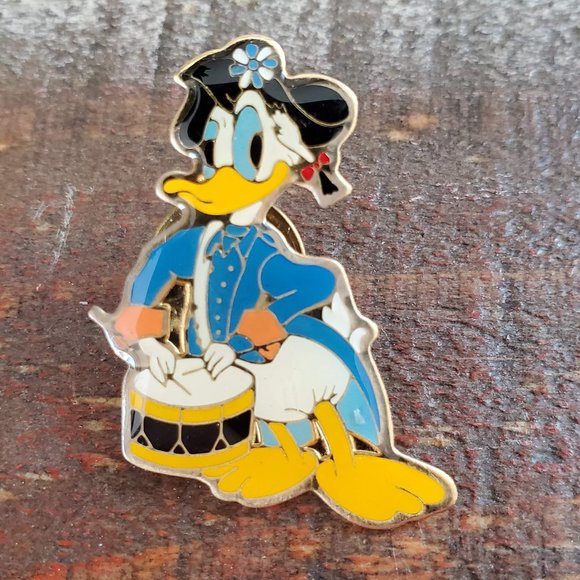 Disney | Jewelry | Vintage Colonial Donald Duck Lapel Pin Tie Tack Walt ...